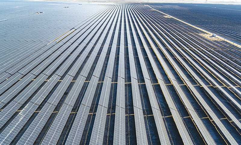 UAE unveils world’s largest Solar Power Plant in Abu Dhabi’s desert ...